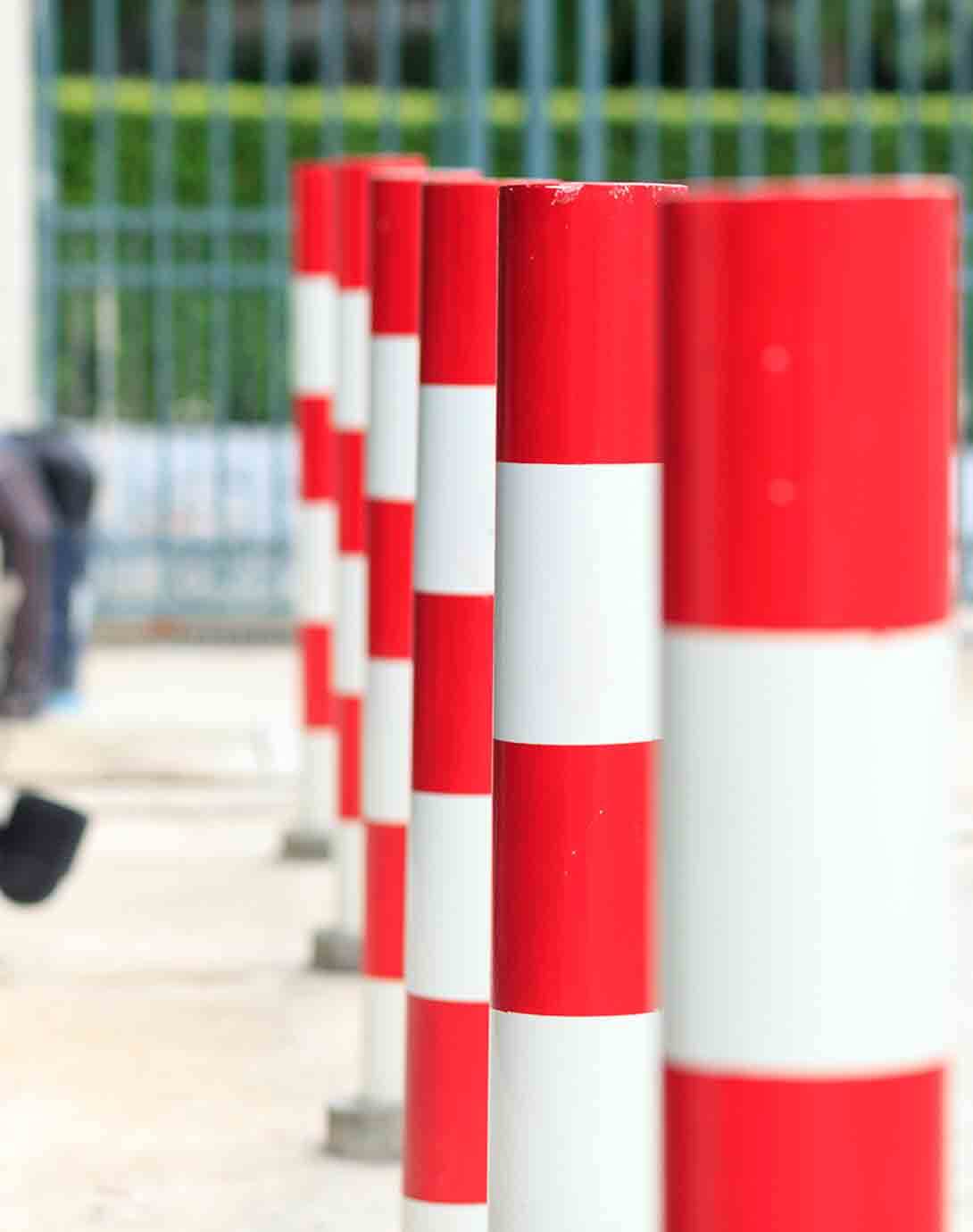 Augustaflex. Flexible steel bollards and posts